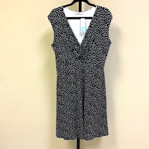 Gilli | Dresses | Gilli Black And White Faux Wrap Dress | Poshmark